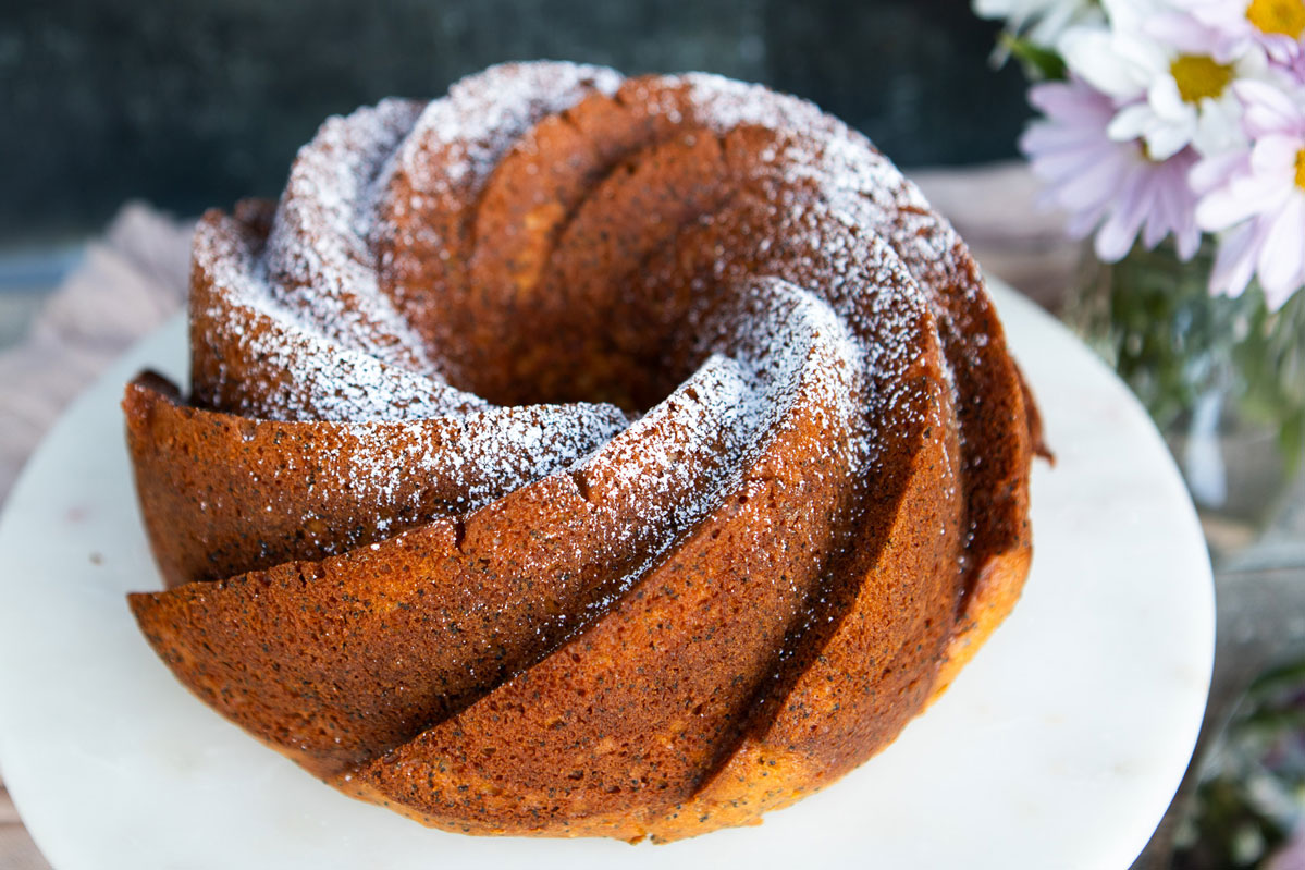 Auntie Betty's Poppyseed Cake | The Fancy Pants Kitchen