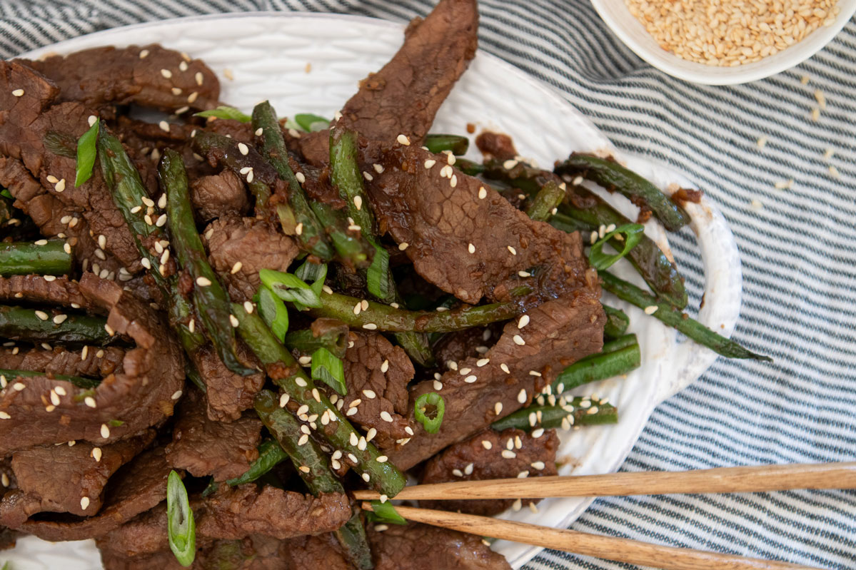 Soy-Glazed Flank Steak with Blistered Green Beans | The Fancy Pants Kitchen