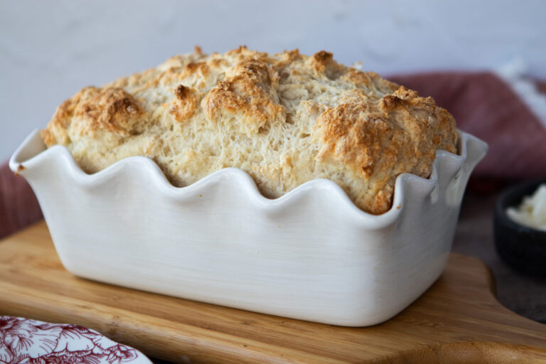 2-Ingredient Yogurt Bread | The Fancy Pants Kitchen